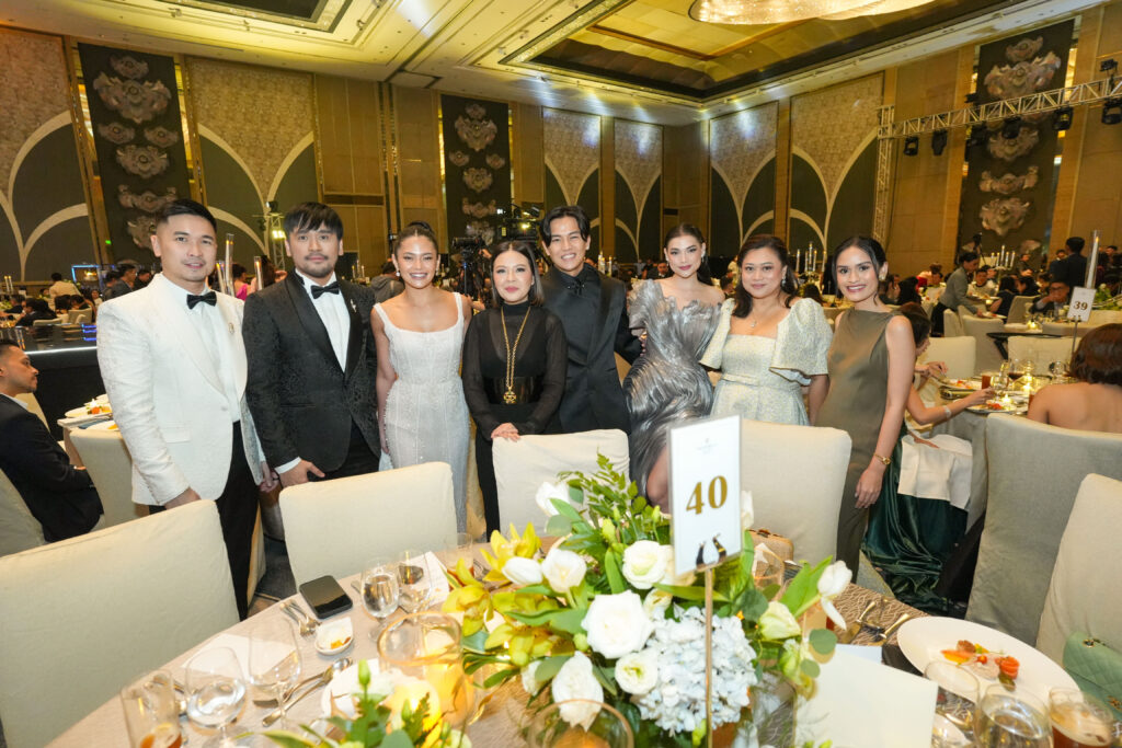 I WANT TO SHARE FOUNDATION’S FIRST CHARITY GALA A ROARING SUCCESS ...